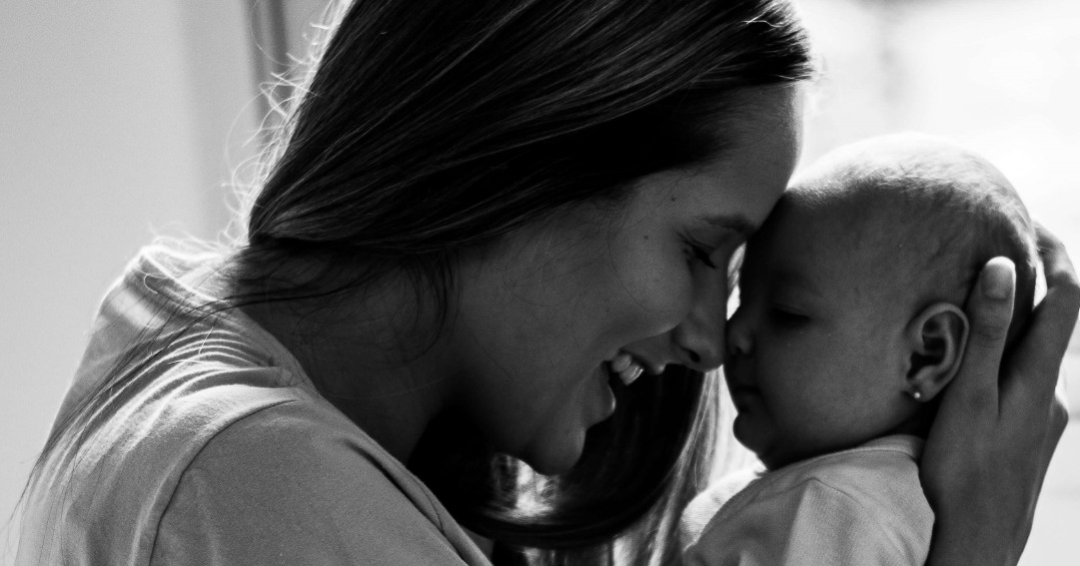 Le regard de la mère sur son bébé